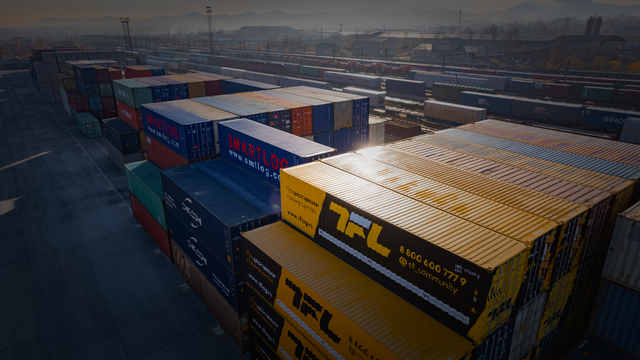 А терминал - многофункциональный контейнерный терминал